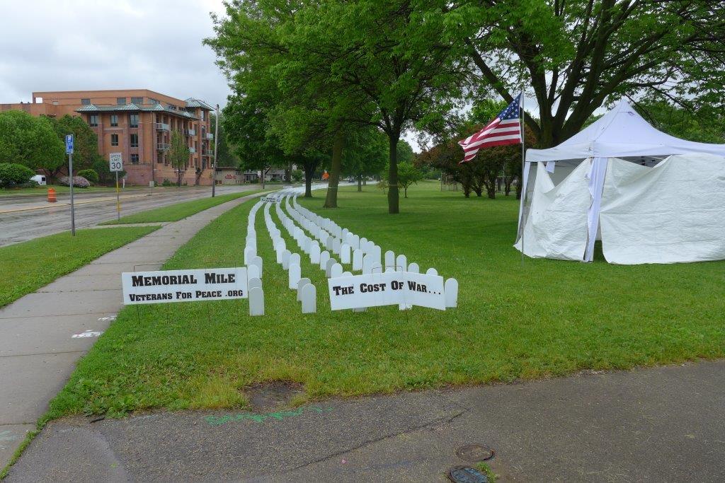 See Memorial Day Photos Of 'Memorial Mile' In Madison - WPR
