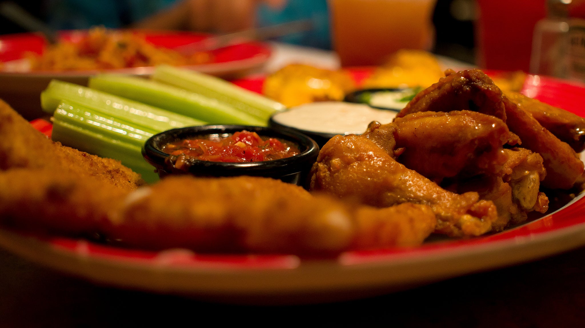 Casual Dining Trends And The Middle Class - WPR