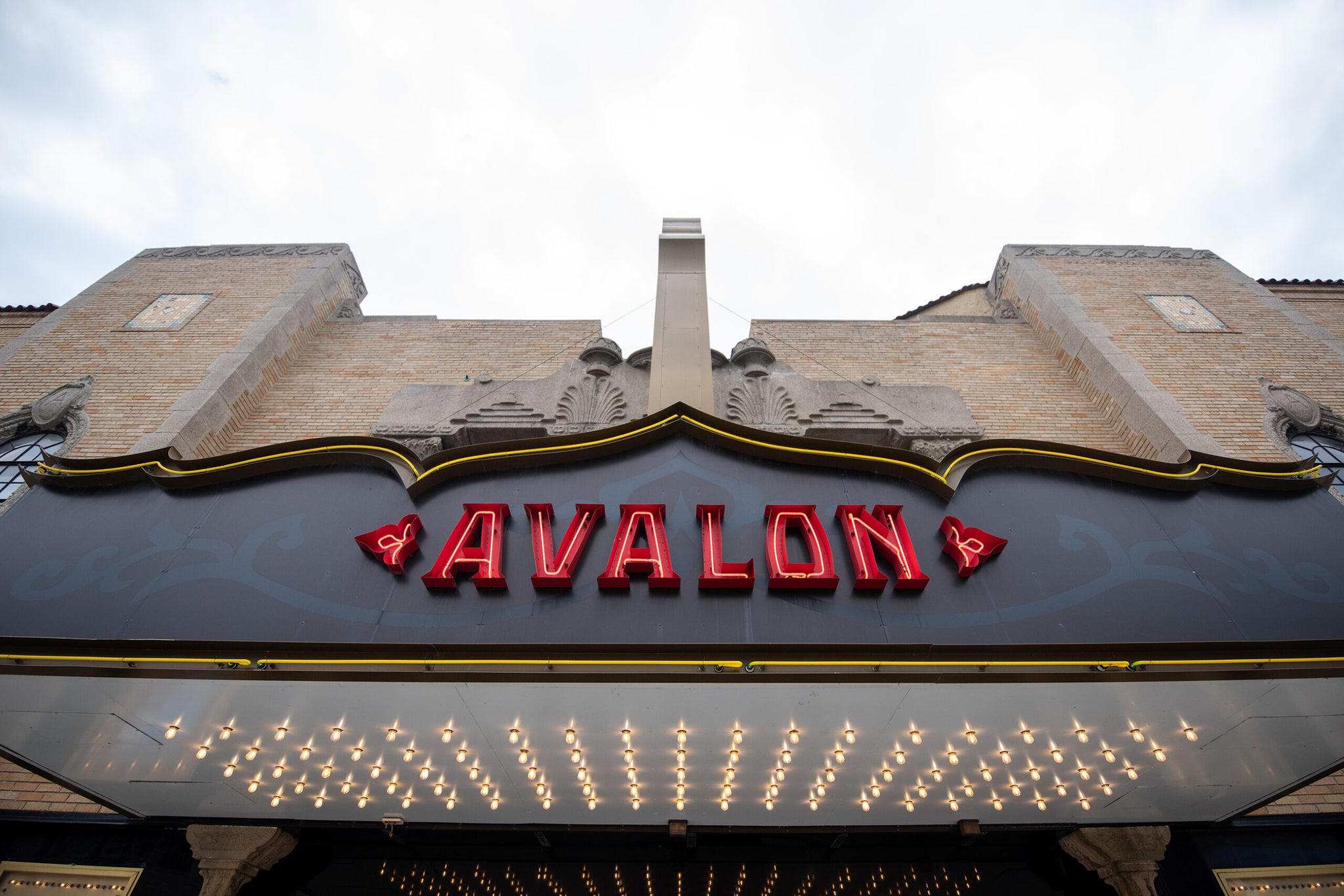 After Milwaukee's oldest movie theater closes, only 3 now operate in ...