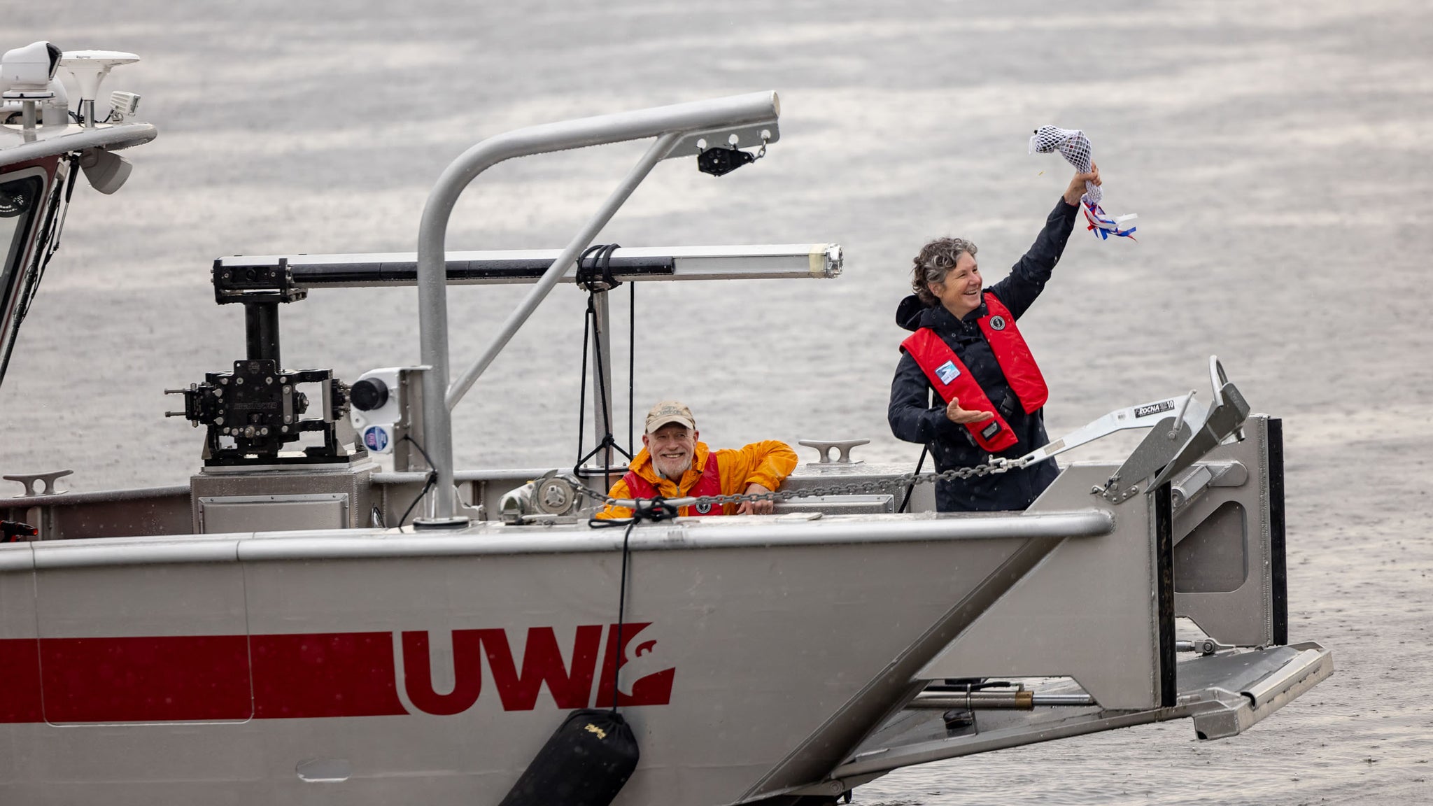 UW-La Crosse launches new Mississippi River research vessel - WPR