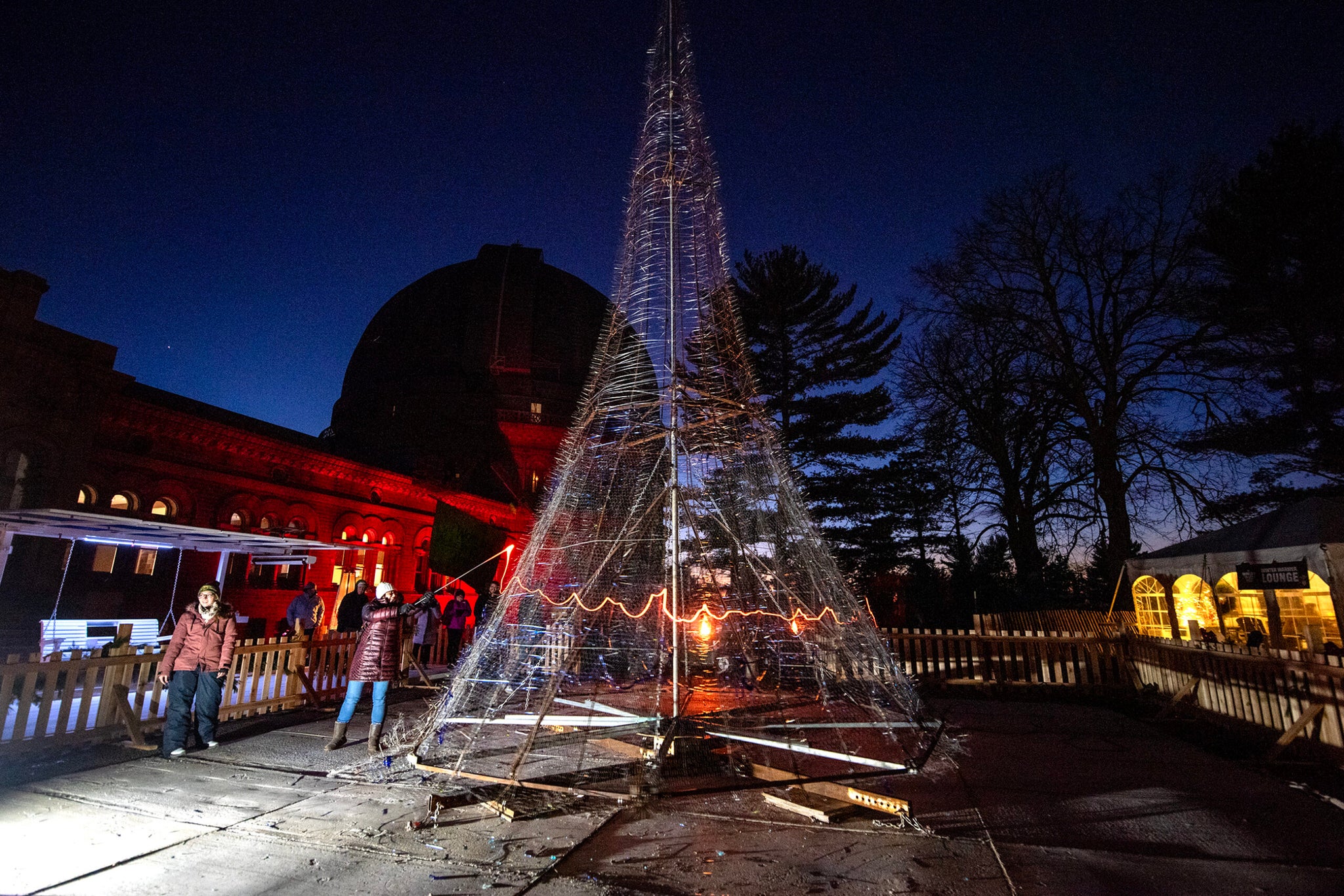 Visitors add glass to a 36-foot Christmas tree at Yerkes Observatory - WPR