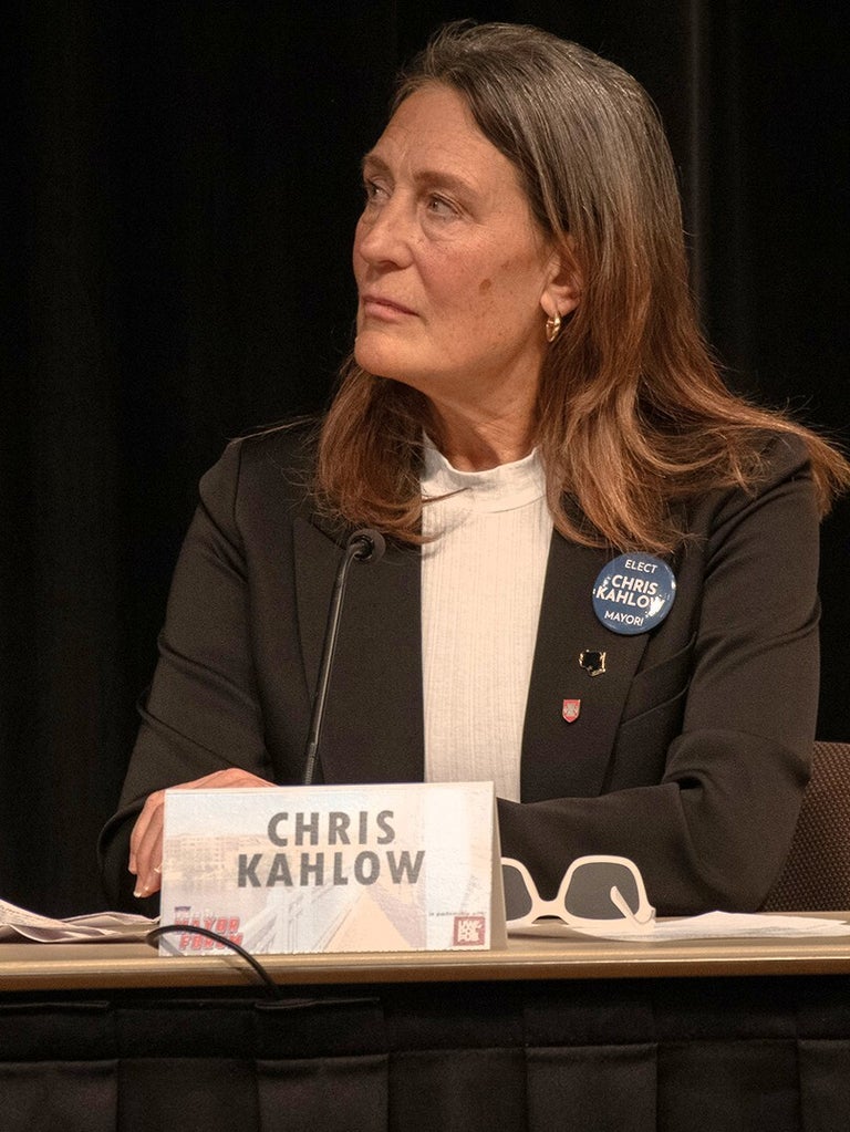 In La Crosse, mayoral hopefuls outline plans for the city - WPR