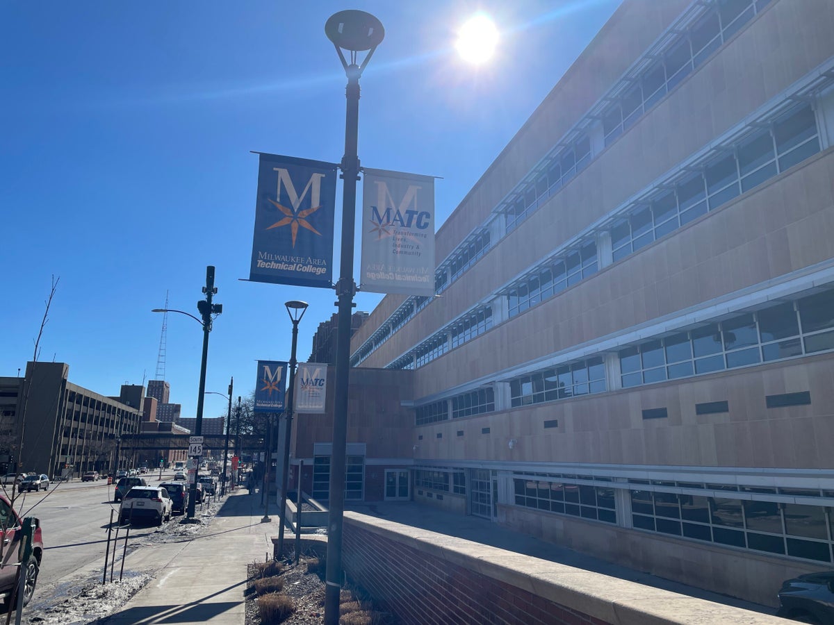 Milwaukee Area Technical College enrollment grows for third year - WPR
