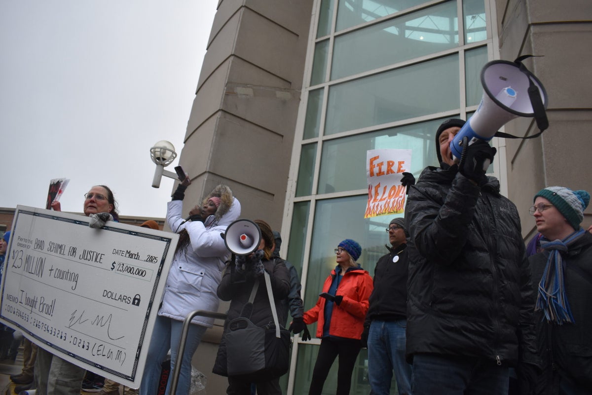 Elon Musk says Wisconsin Supreme Court race could affect the 'entire ...