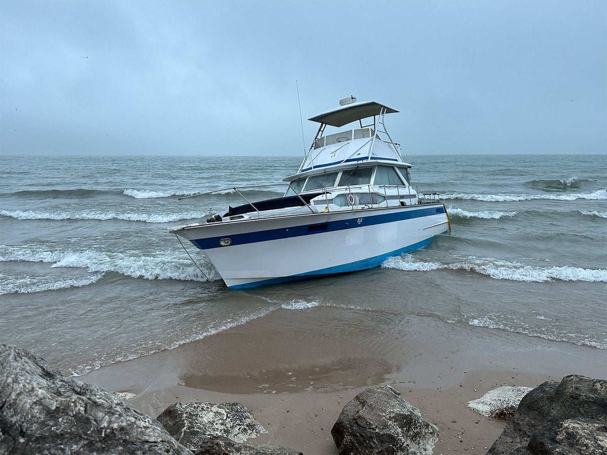 Wisconsin's newest meme: A beached boat along Milwaukee's shoreline - WPR