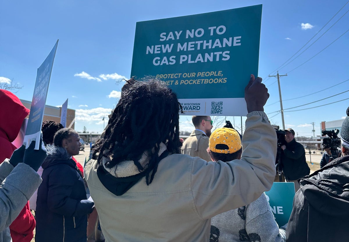 Natural gas opponents call on PSC to block largest piece of We Energies ...