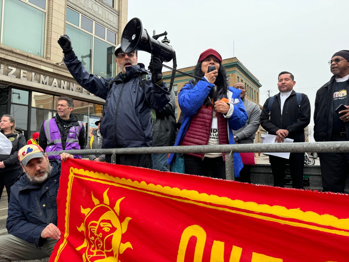 Protesters in Milwaukee and Madison rally for worker and immigrant ...