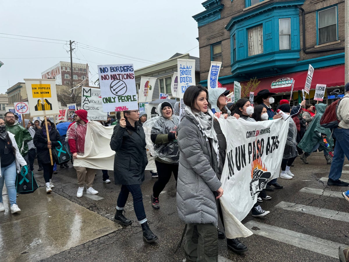 Protesters in Milwaukee and Madison rally for worker and immigrant ...