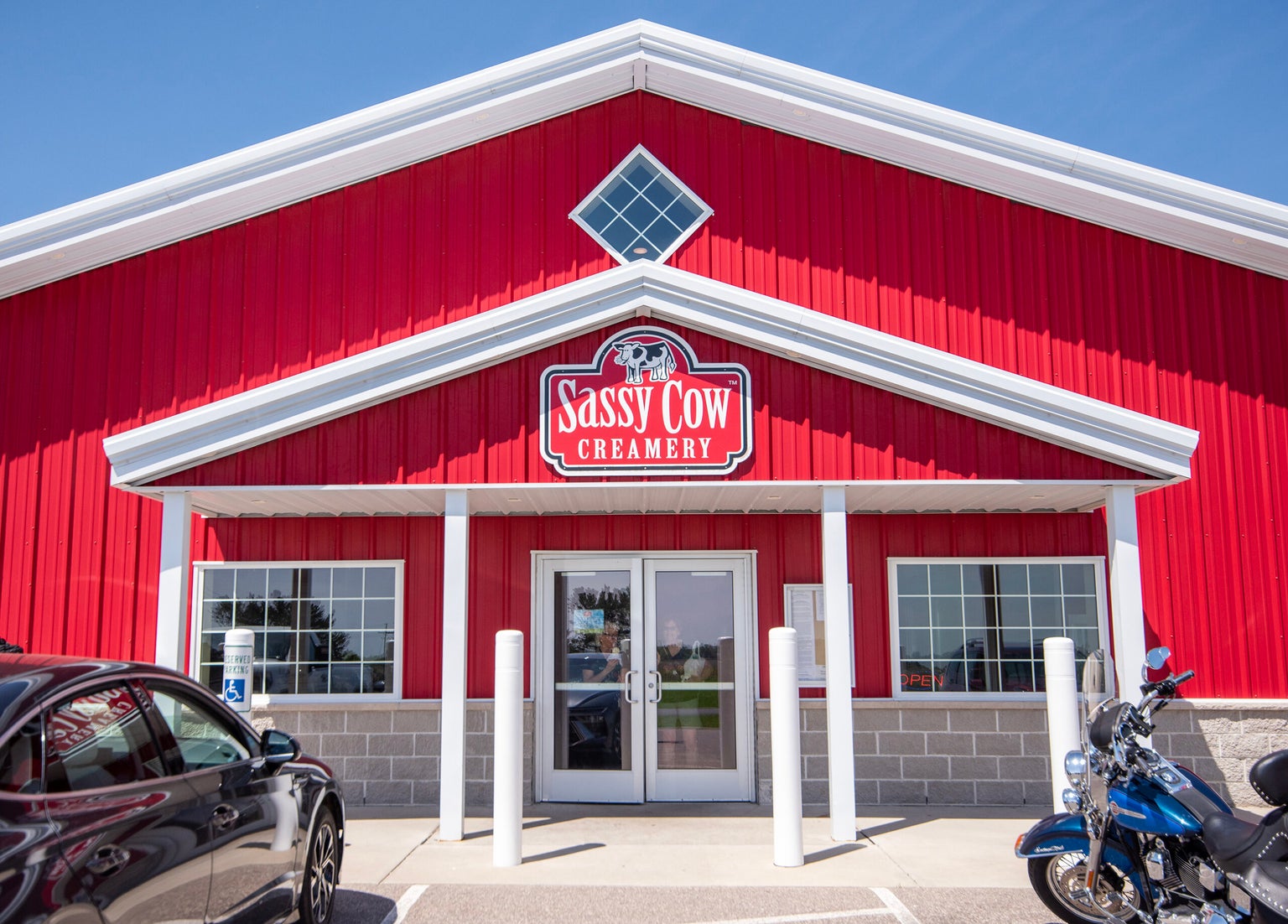 The scoop on blue moon: How Wisconsin grew to love the nostalgic ice ...