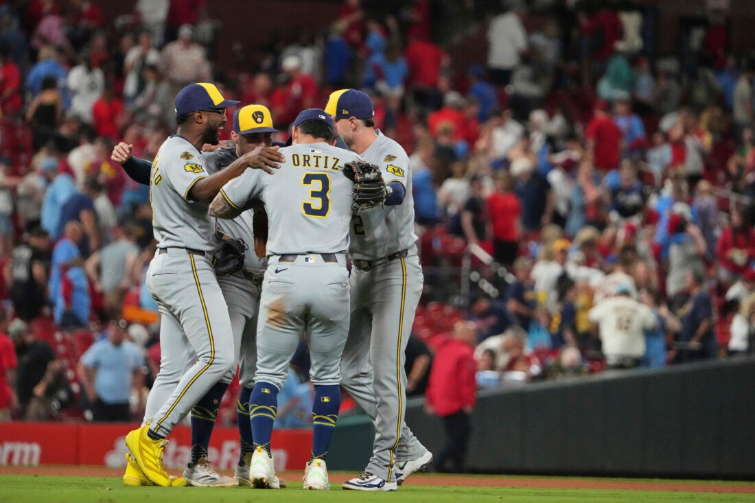 Milwaukee Brewers enter playoffs with best record in professional baseball - WPR